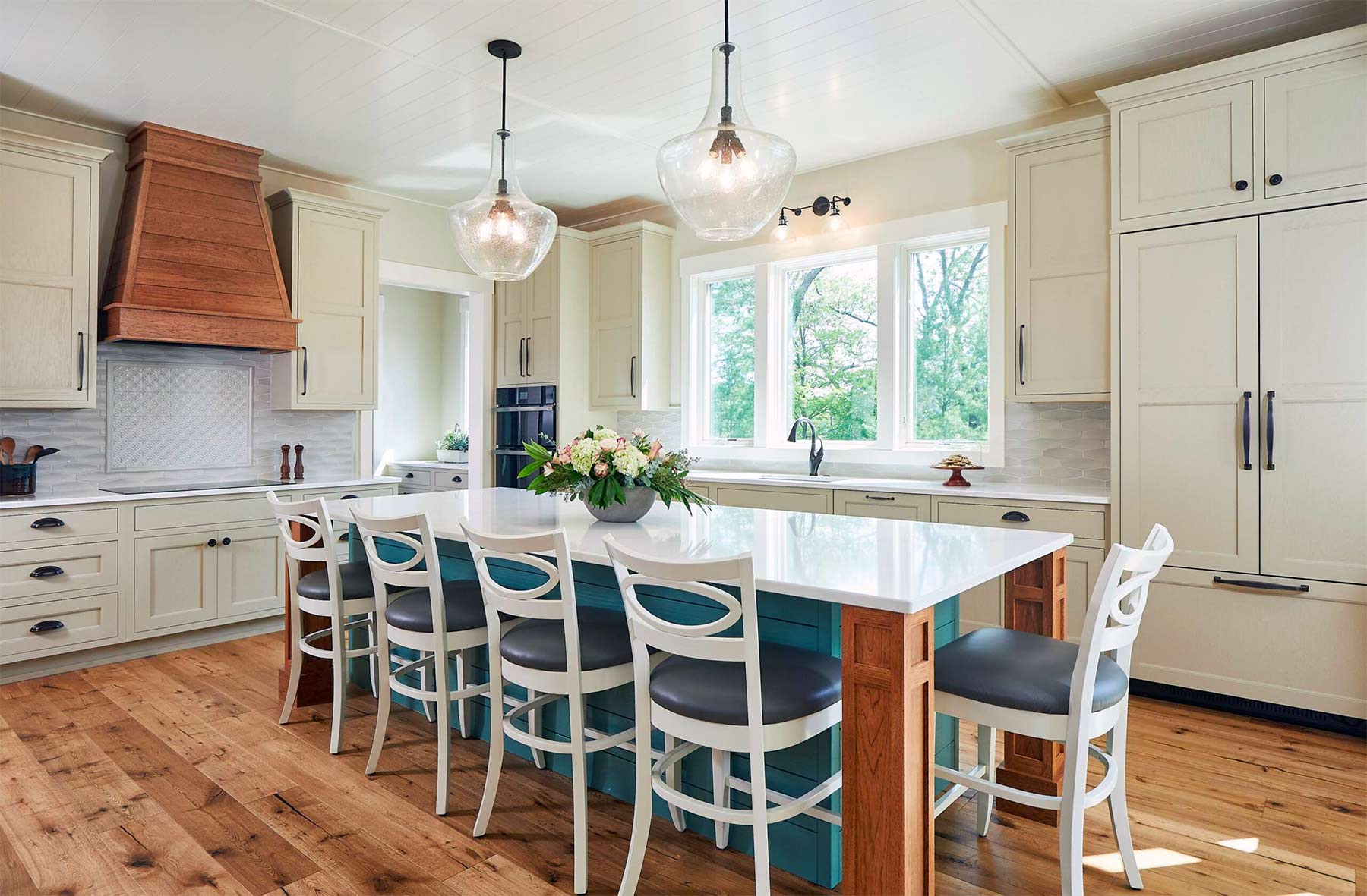 Cnossen Construction – We’ll build the home. You build the memories.